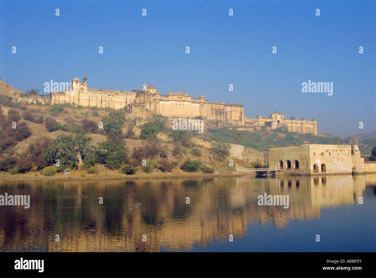 The Amber Palace from across the Moata Sagar lake, Jaipur, Rajasthan ...