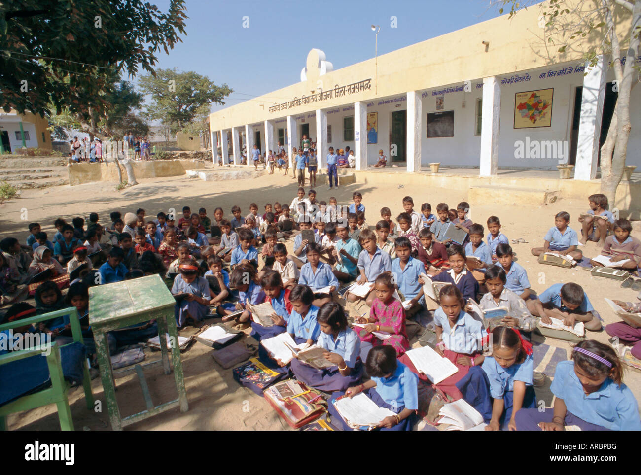 Indian village school High Resolution Stock Photography and Images - Alamy