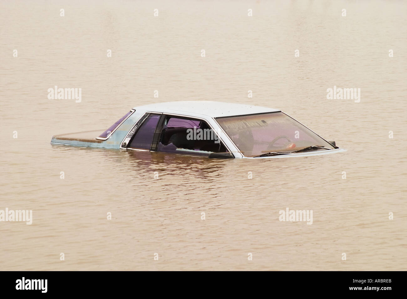 Flood car underwater hi-res stock photography and images - Alamy