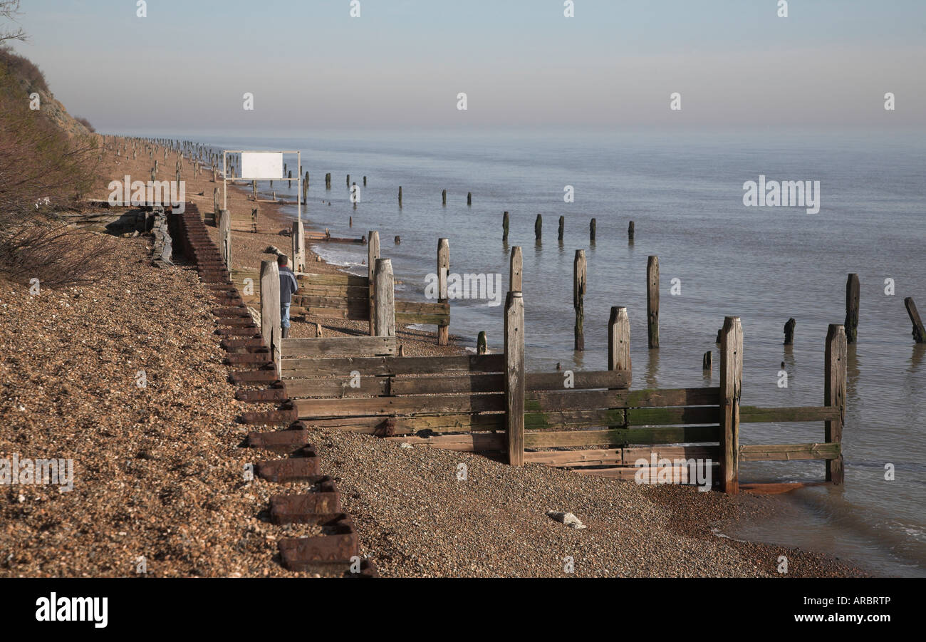 Wooden sea groyne hi-res stock photography and images - Alamy