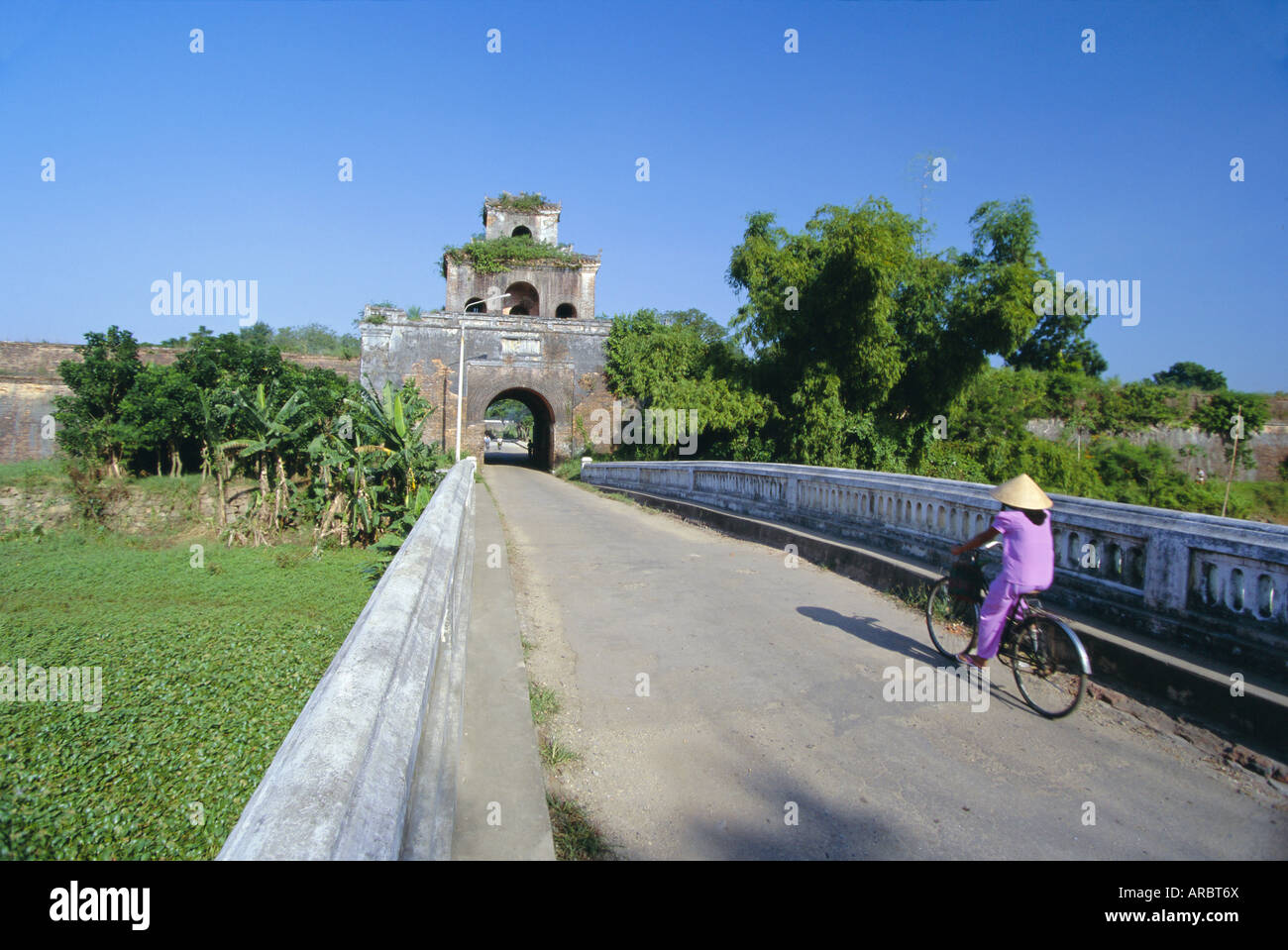 Political arch hi-res stock photography and images - Alamy