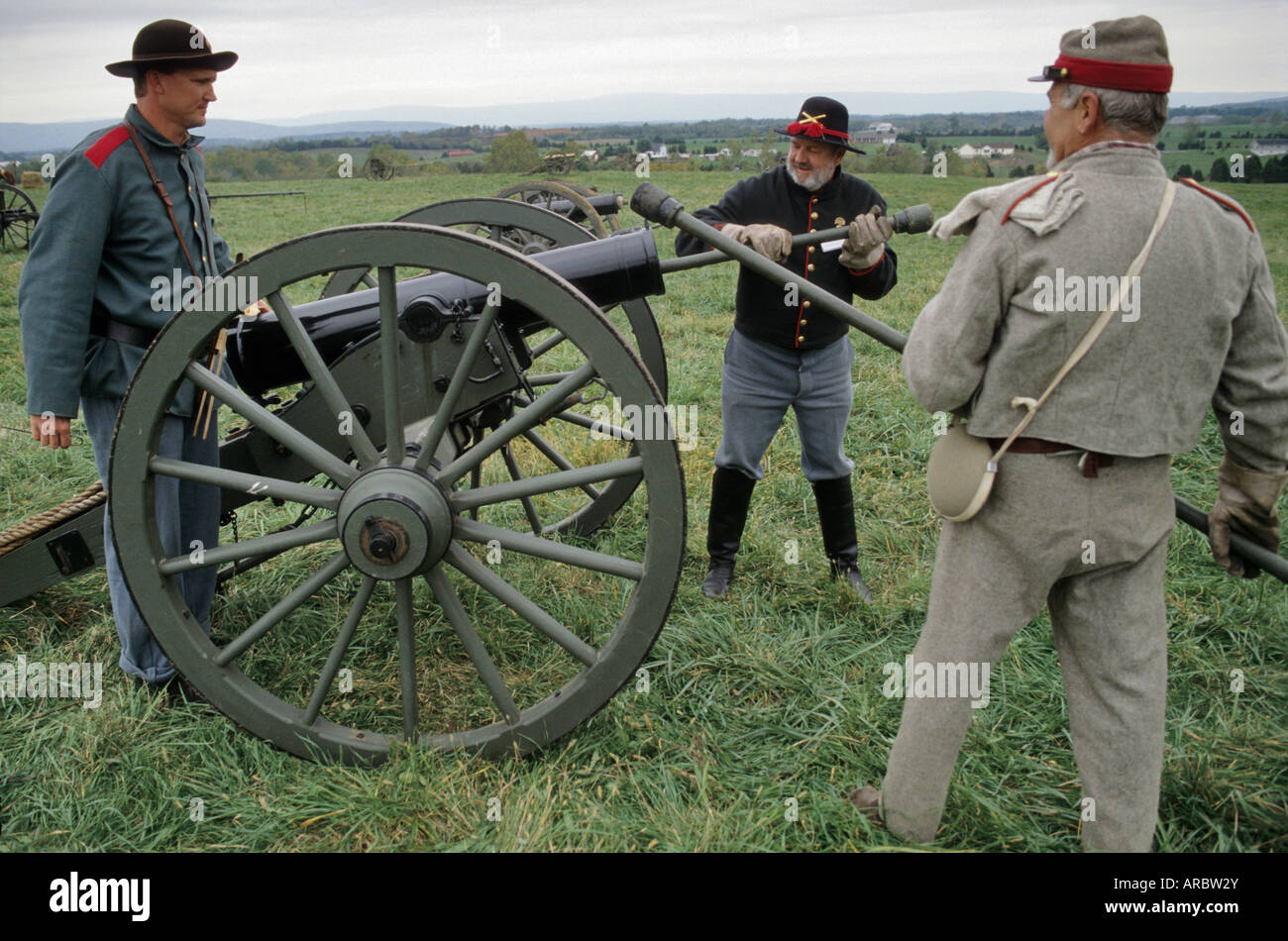 Confederate artillery hi-res stock photography and images - Alamy