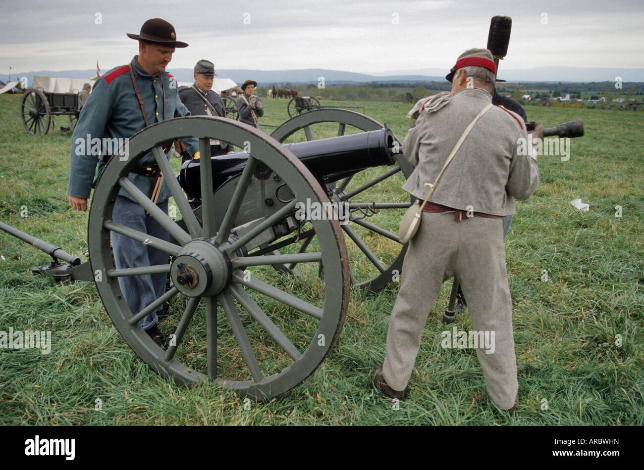 Confederate artillery hi-res stock photography and images - Alamy