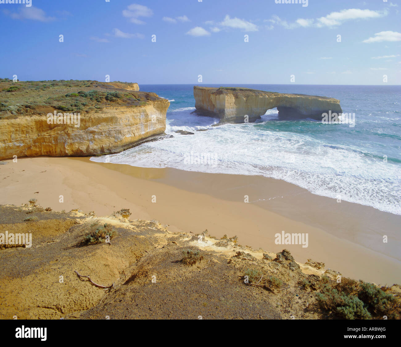 London bridge rock formation hi-res stock photography and images - Alamy