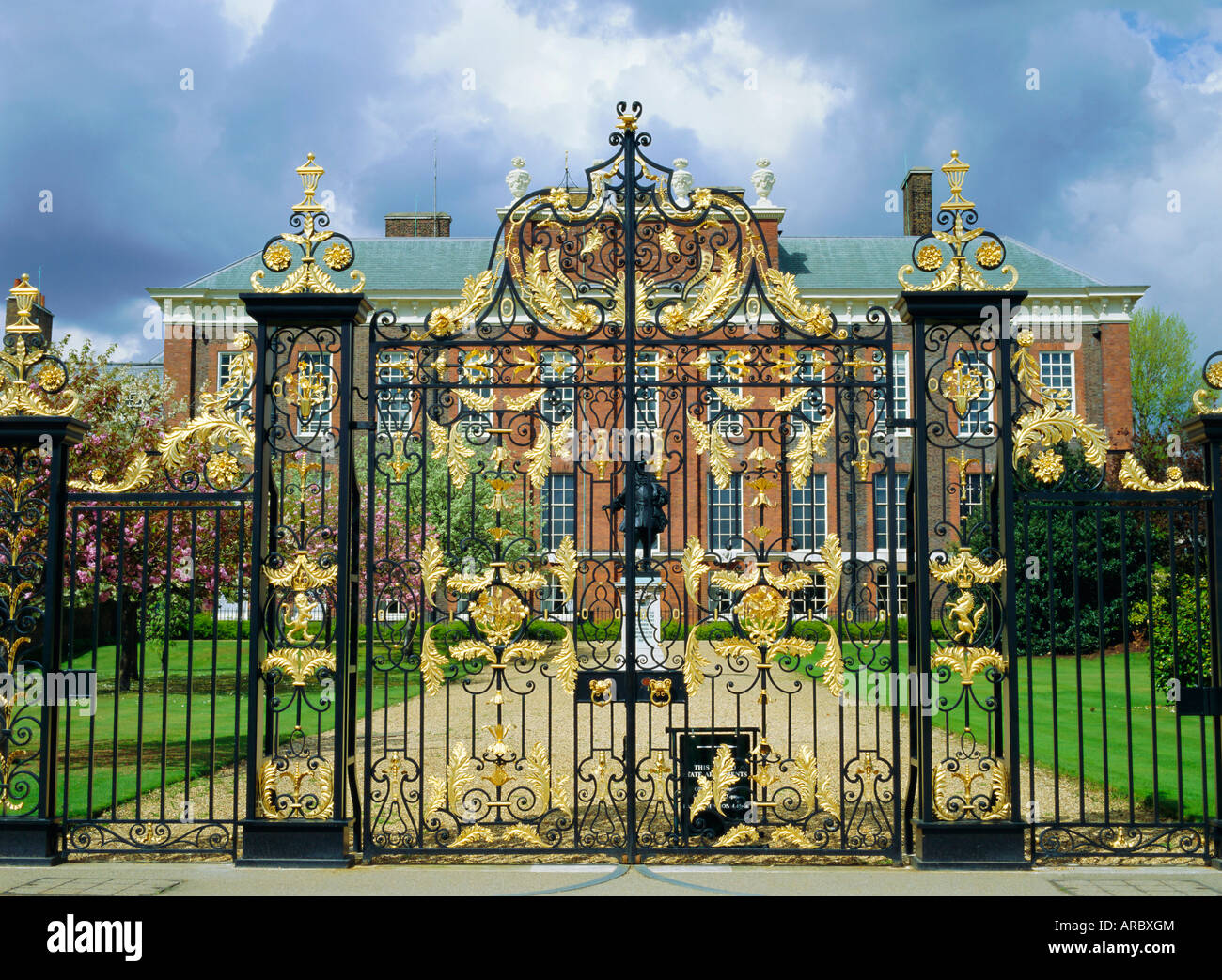 The Front Gate, Kensington Palace, London, England, UK Stock Photo - Alamy