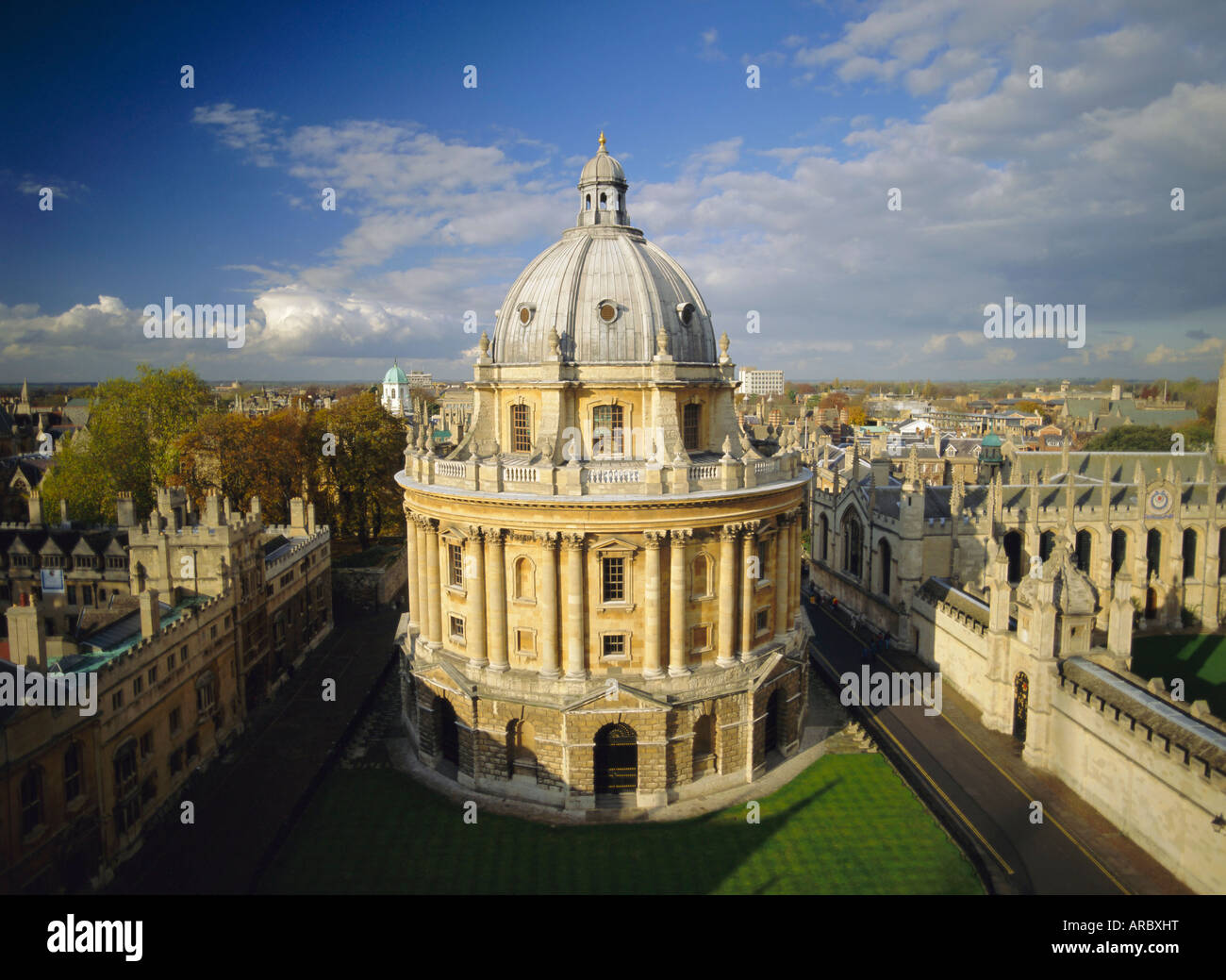 John radcliffe hi-res stock photography and images - Alamy