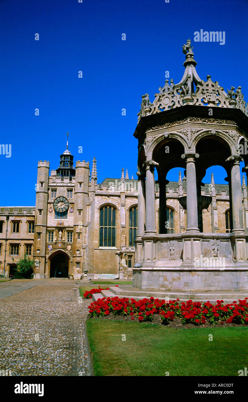 The Great Court, Trinity College, Cambridge, Cambridgeshire, England ...