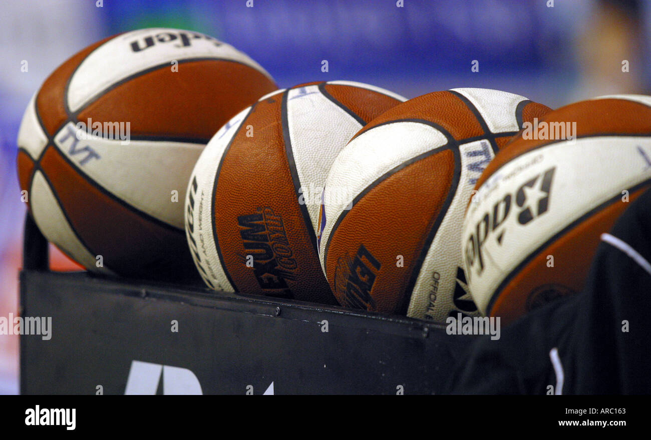 Basketball rack hi-res stock photography and images - Alamy