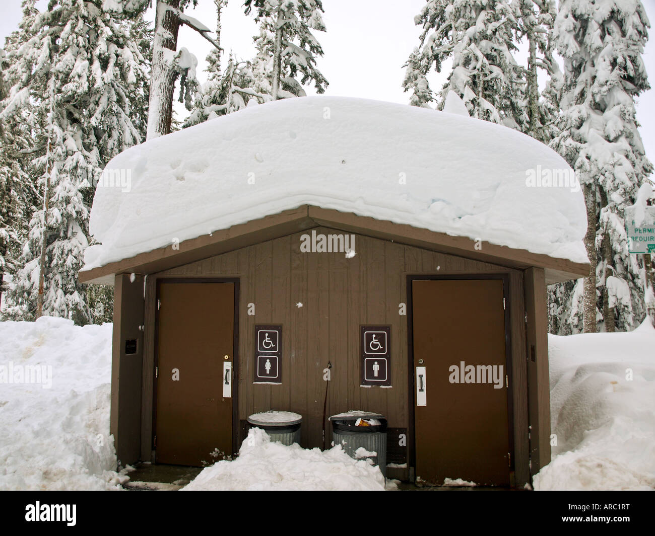 Forest restroom hi-res stock photography and images - Alamy