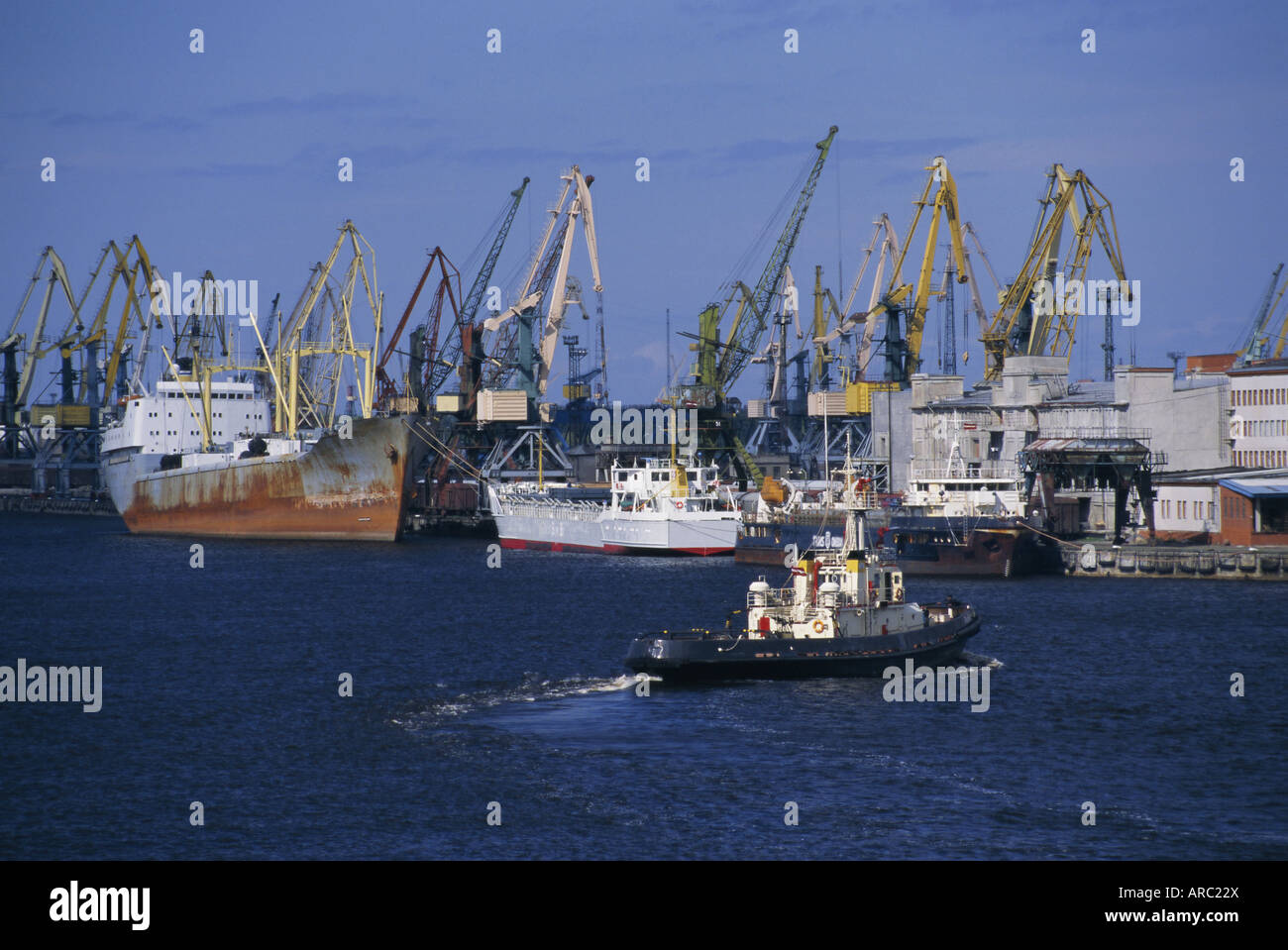 Baltic shipyard hi-res stock photography and images - Alamy