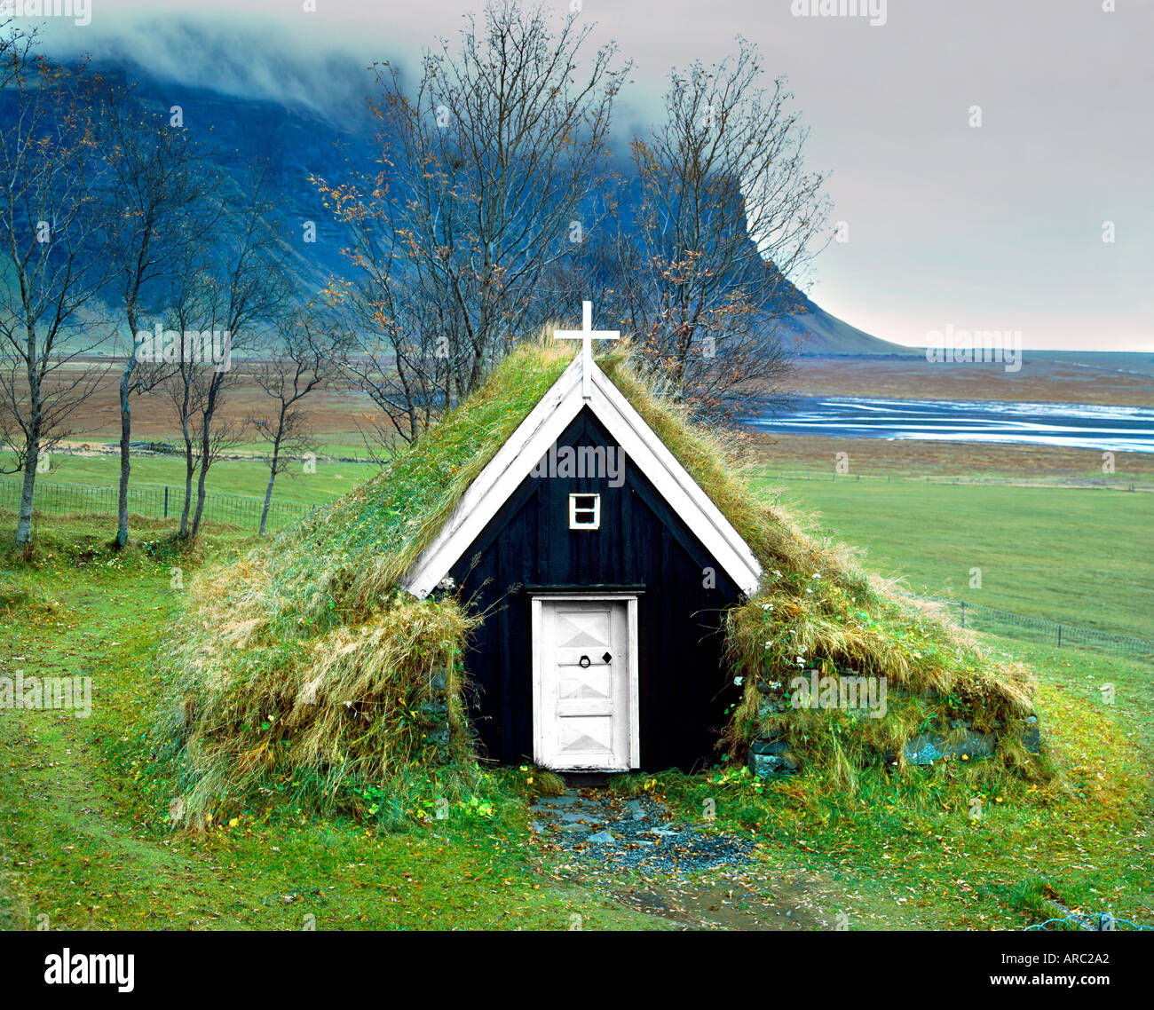 Turf roofed building iceland hi-res stock photography and images - Alamy