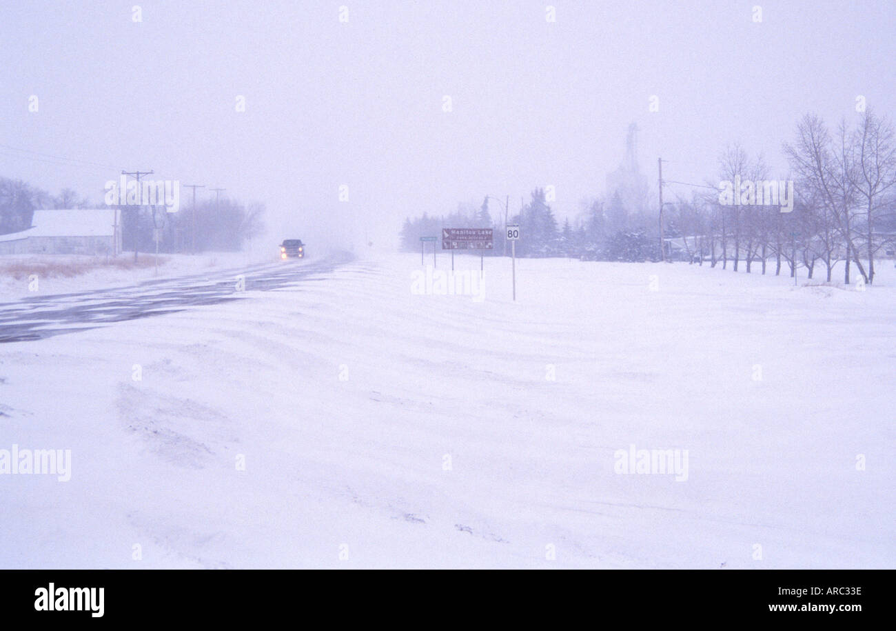 Blizzard [prairies winter storm] hi-res stock photography and images ...