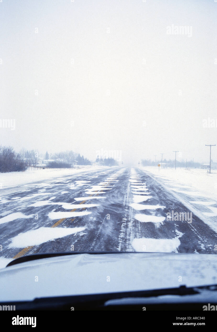 Blizzard [prairies winter storm] hi-res stock photography and images ...
