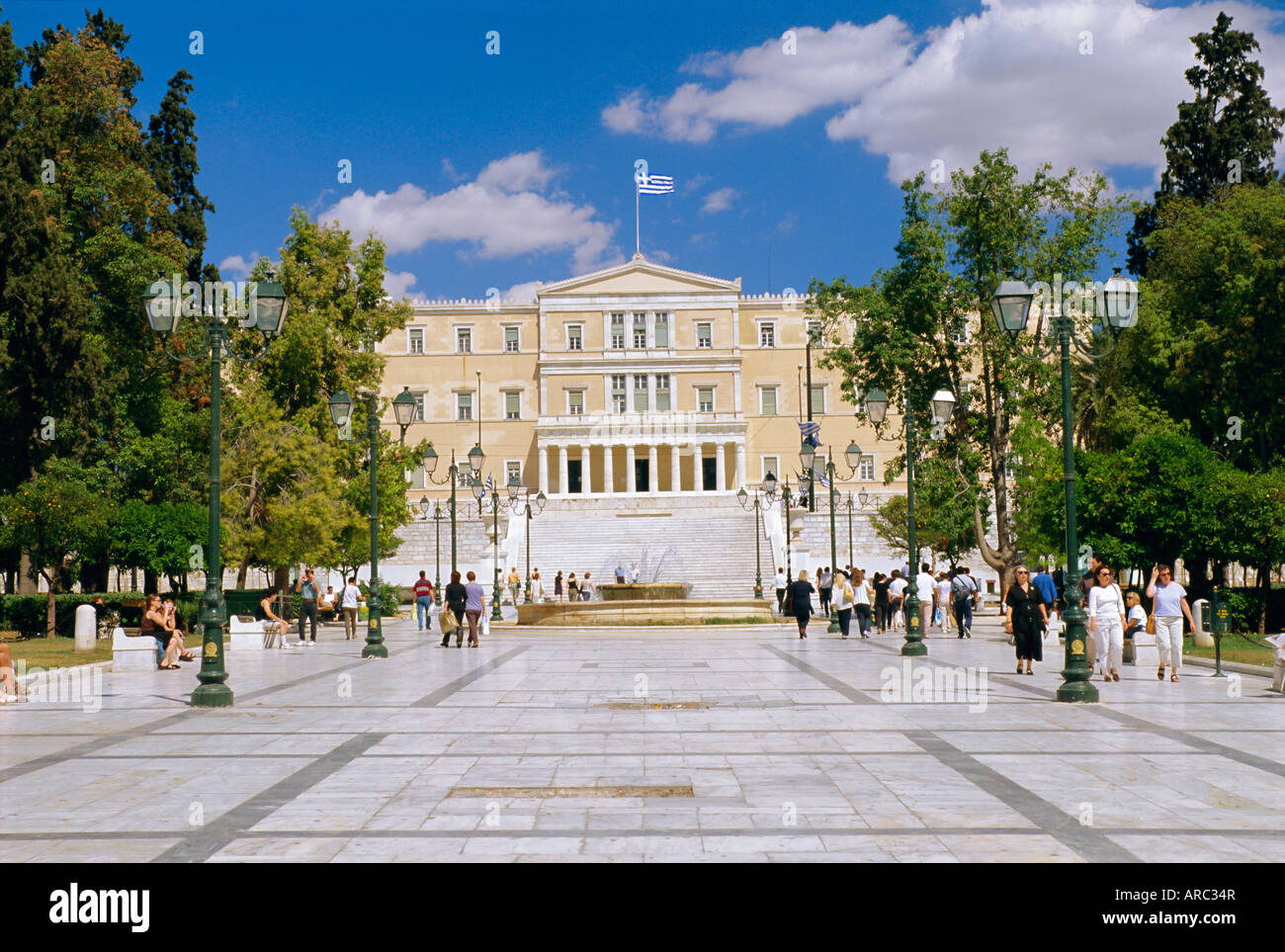 Syntagma hi-res stock photography and images - Alamy