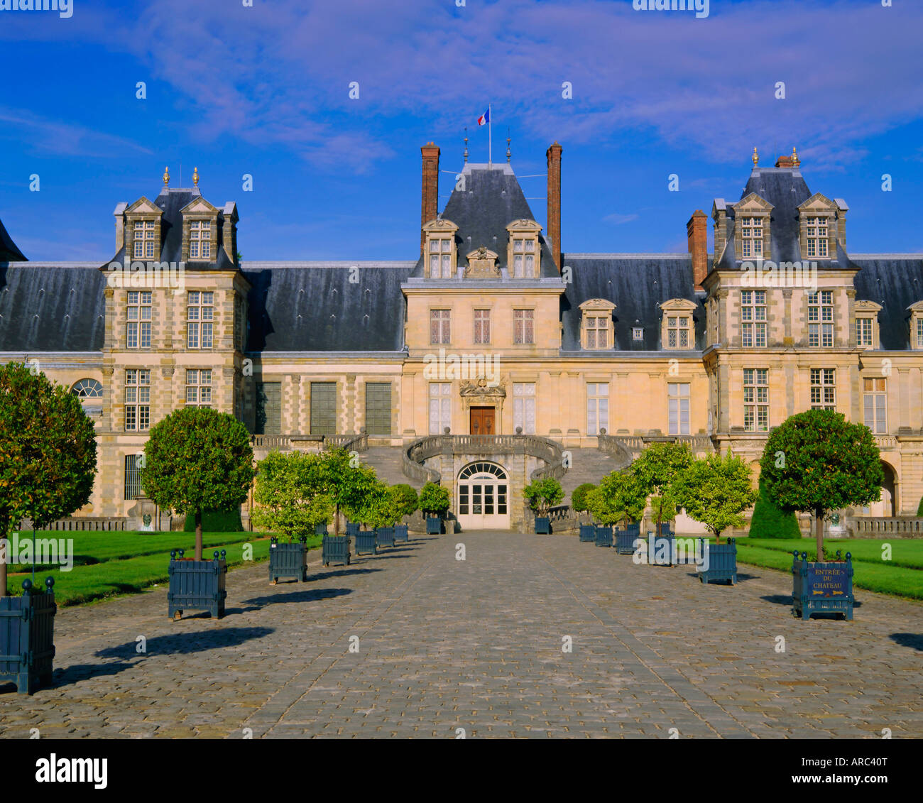 Fontainbleau hi-res stock photography and images - Alamy