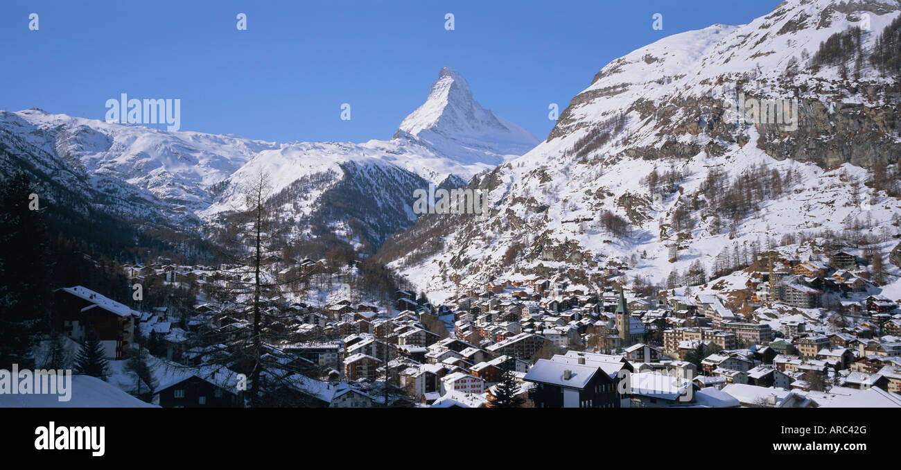 The town of Zermatt and the Matterhorn mountain, Zermatt, Valais ...