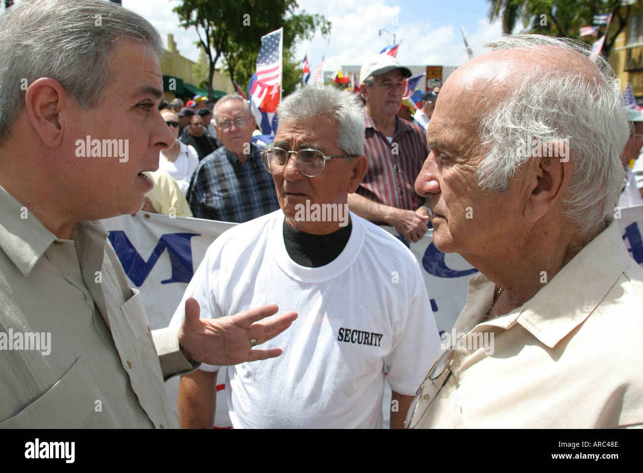 Debate on immigration spanish hi-res stock photography and images - Alamy