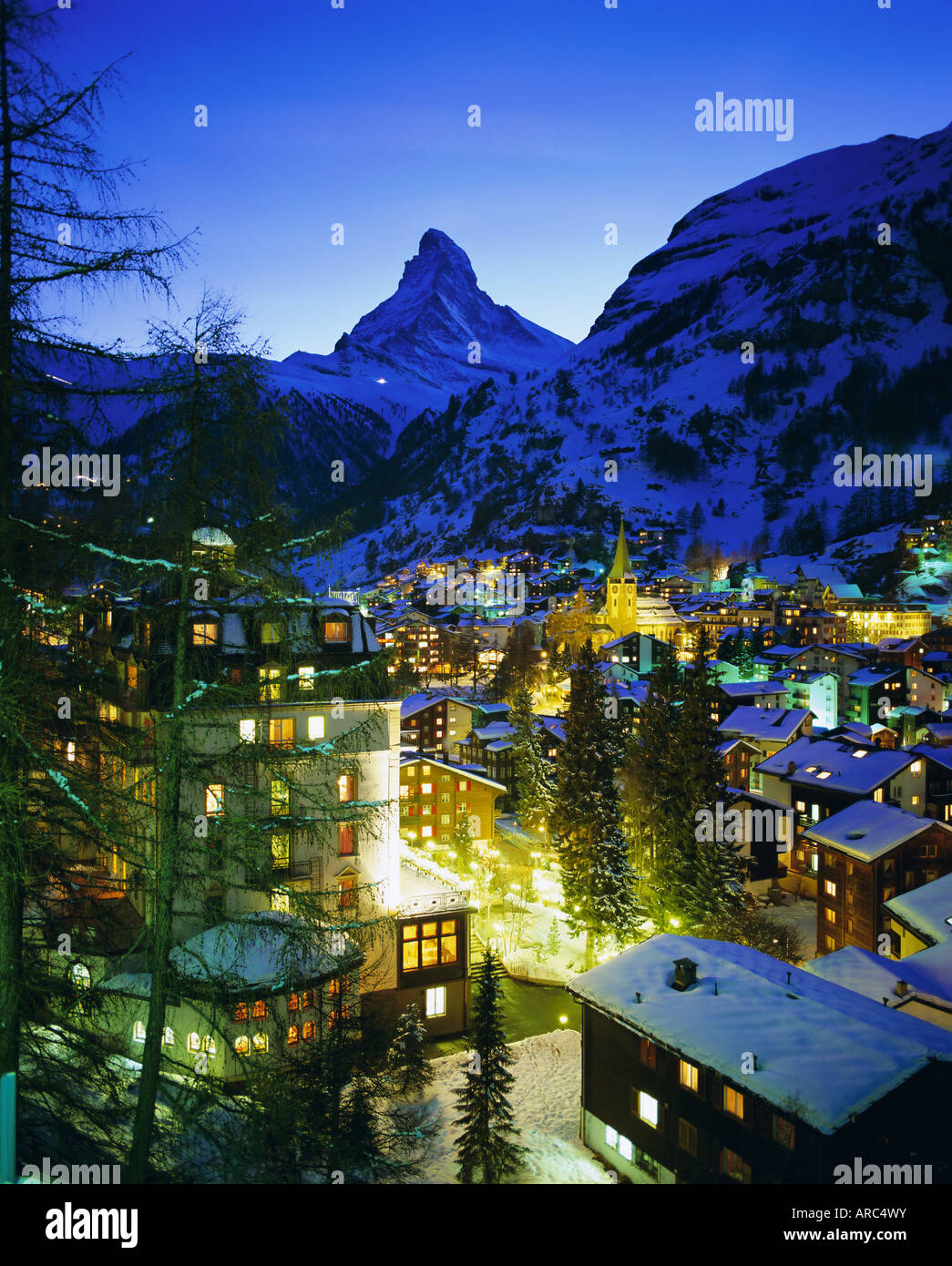 Matterhorn skyline hi-res stock photography and images - Alamy