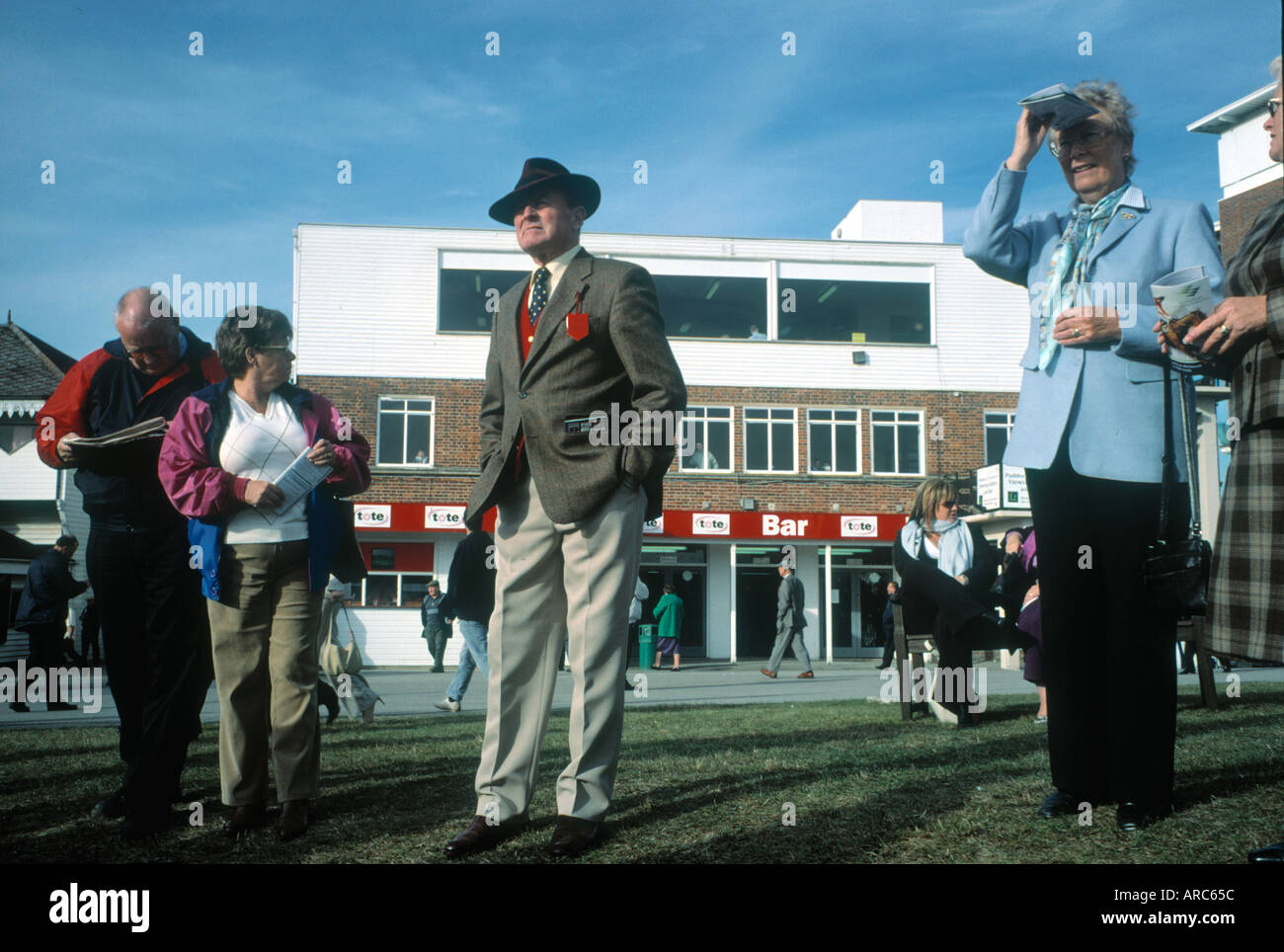 credit line mandatory John Angerson A day at the Wetherby Horse races ...