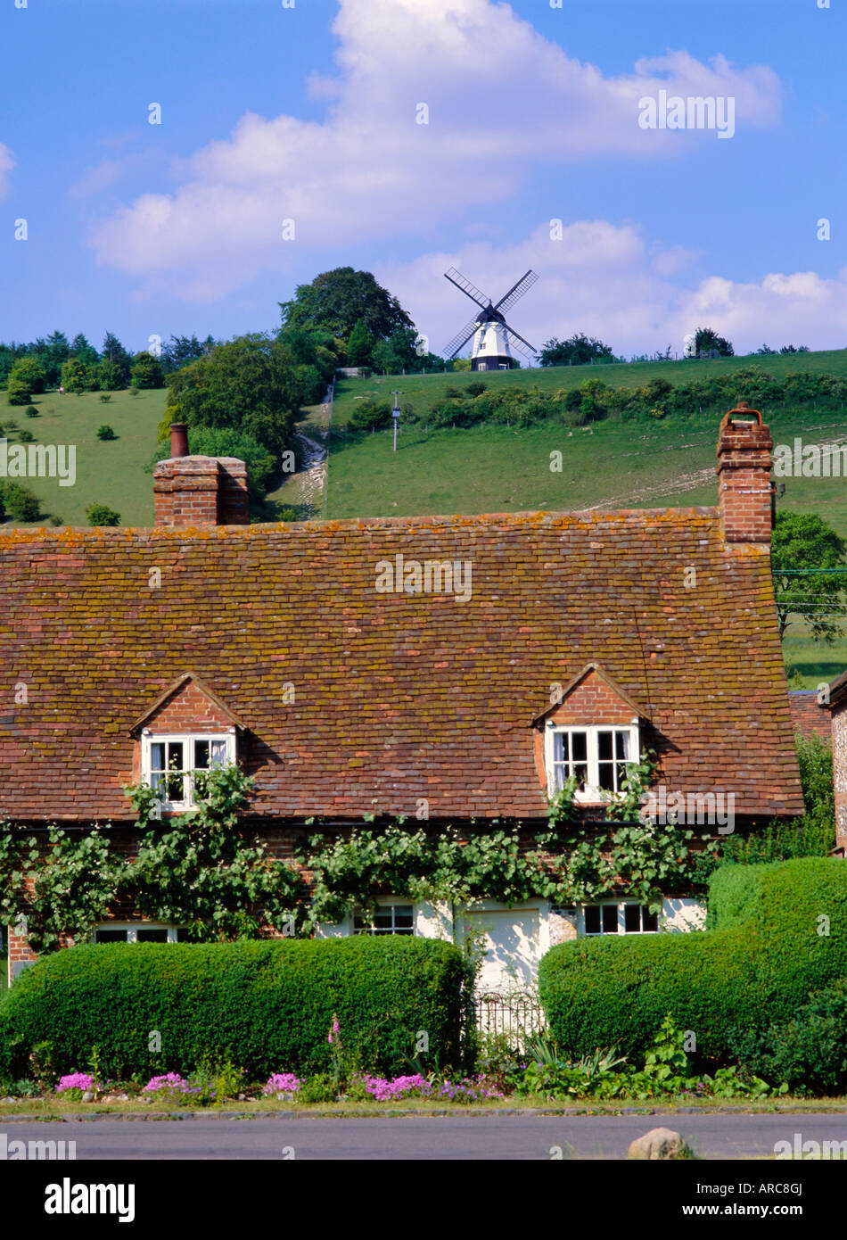 Turville buckinghamshire windmill hi-res stock photography and images ...