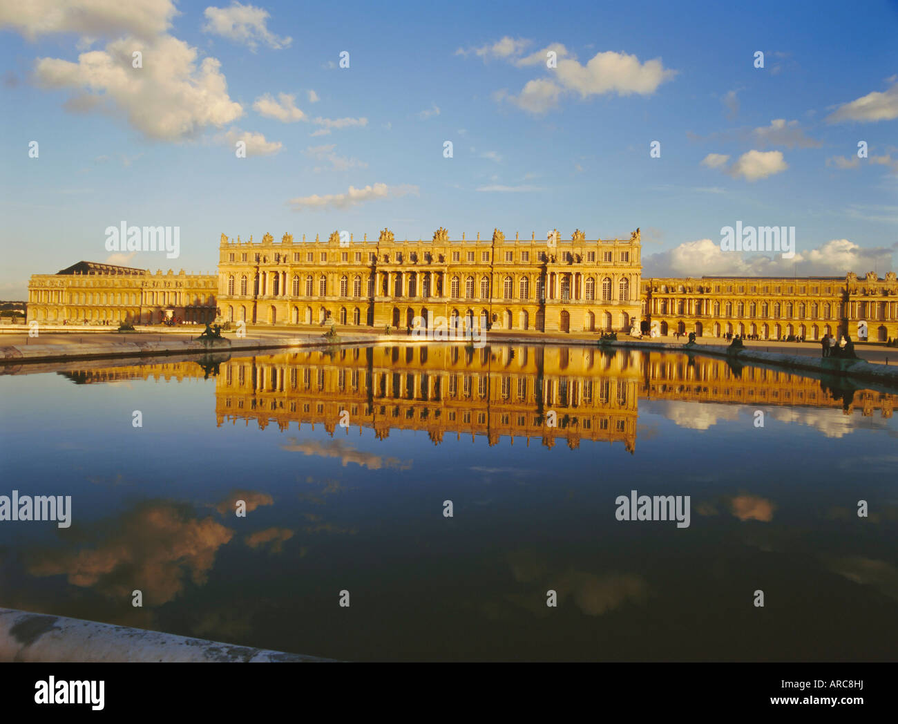 E palace of versailles hi-res stock photography and images - Alamy