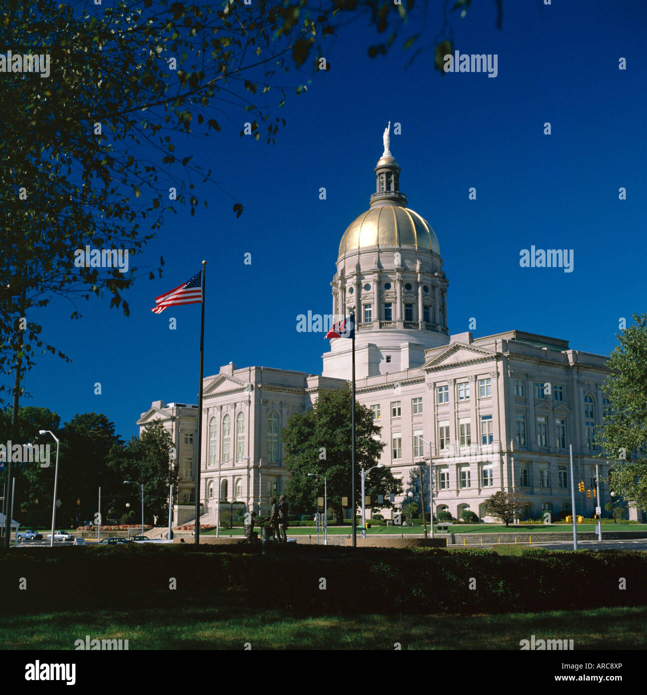 Atlanta georgia ga state capitol hi-res stock photography and images ...