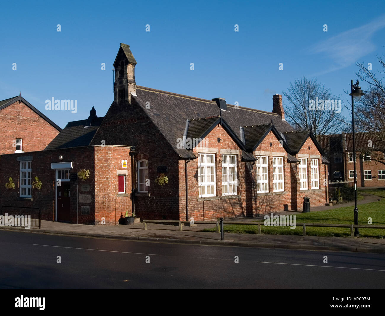 Centre of village hi-res stock photography and images - Alamy