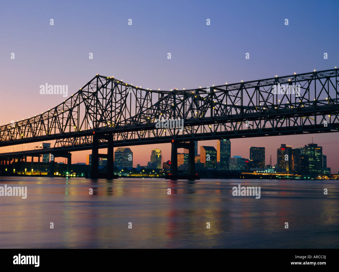 Mississippi river bridge night new hi-res stock photography and images ...