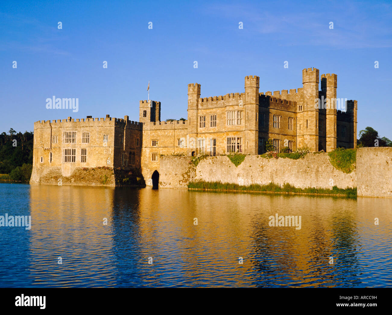 Maidstone kent history hi-res stock photography and images - Alamy
