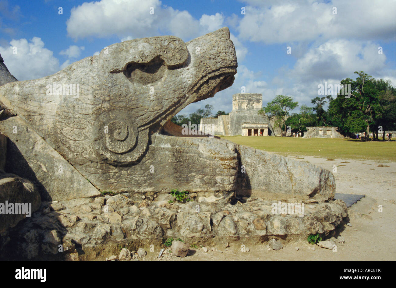 Statue Di Serpenti Maya