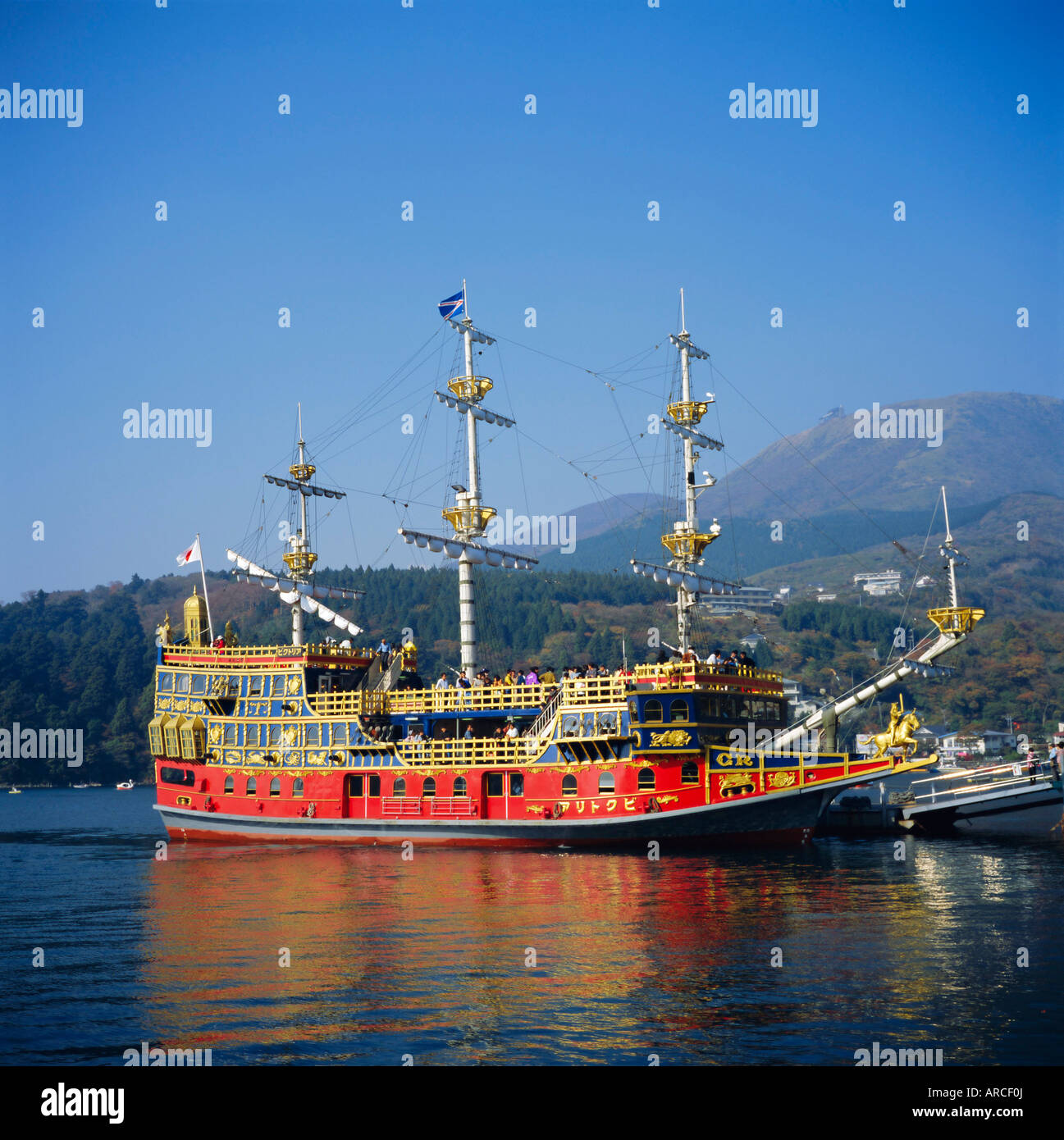 Lake Ashinoko, pirate ship ferrying tourists across the lake, Hakone ...