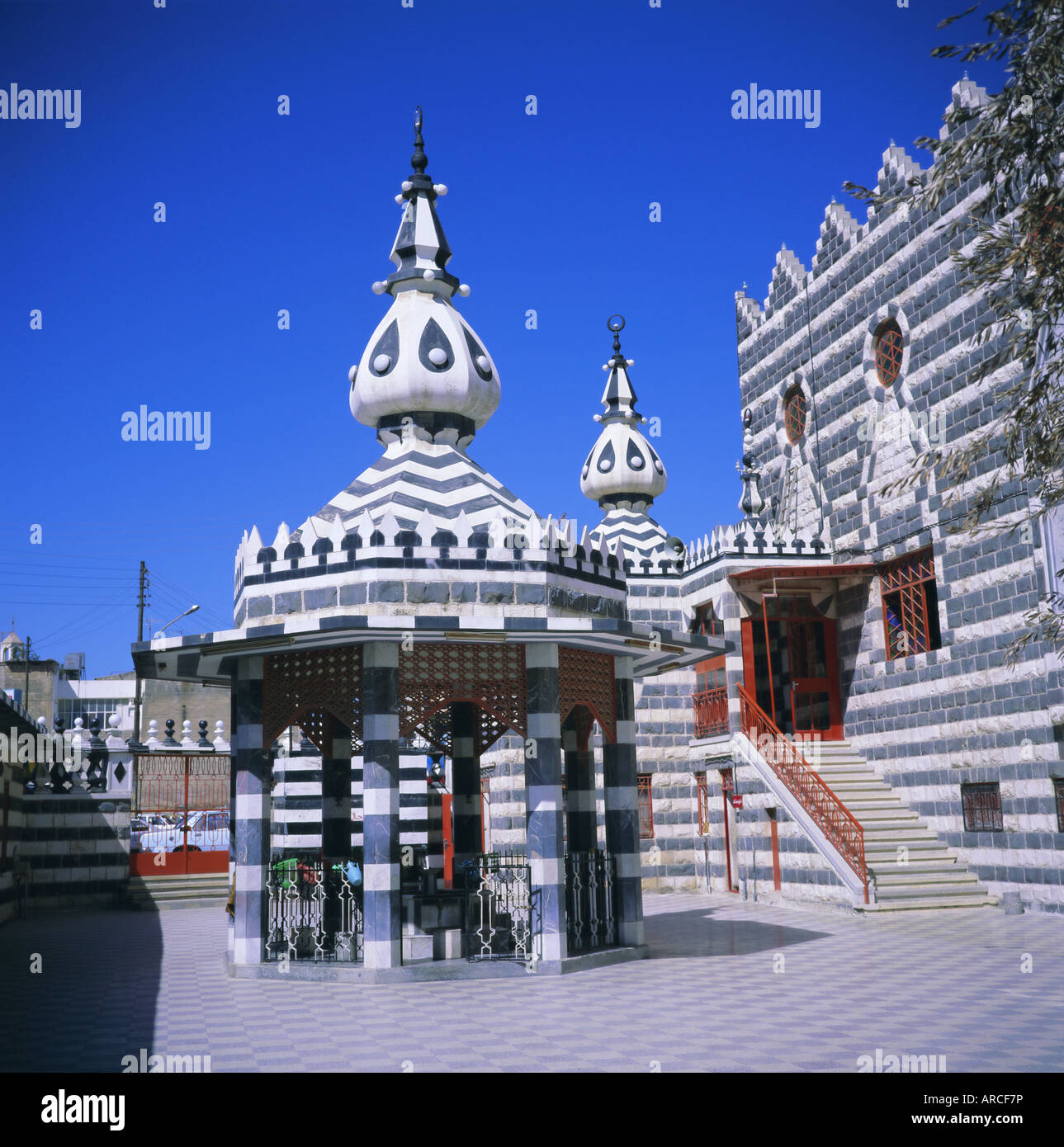 Jebel al ashrafiyya hi-res stock photography and images - Alamy