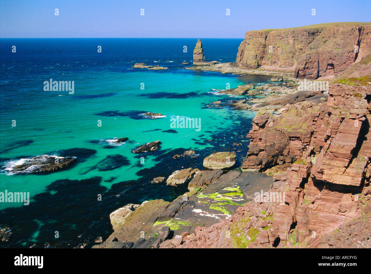 Coastal sea cliffs and sea stacks near Cape Wrath and Sandwood Bay ...