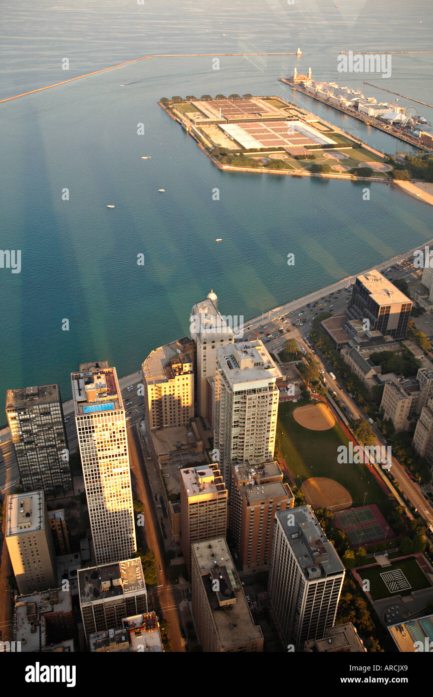 Aerial view chicago lakefront night hi-res stock photography and images ...