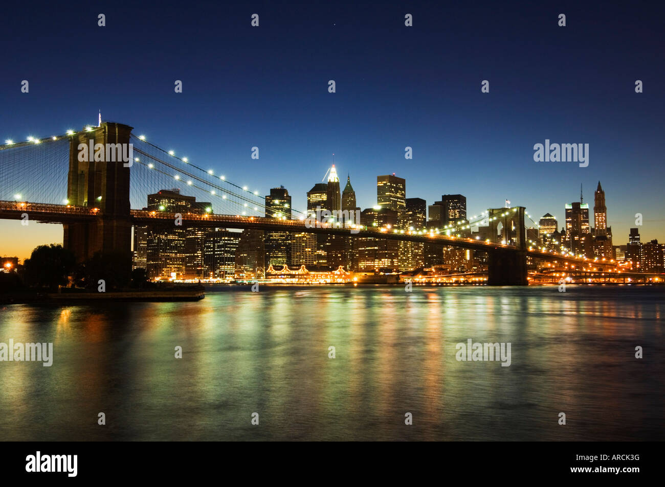 Manhattan bridge archway brooklyn new hi-res stock photography and ...