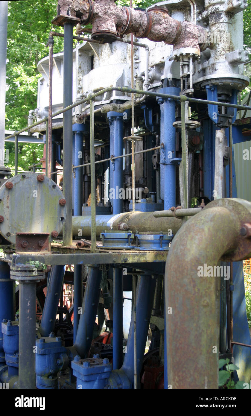 The Stanton Engine Steam engine built by Glenfield Co of Kilmarnock ...