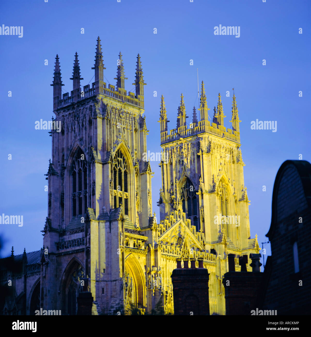 Floodlit structure hi-res stock photography and images - Alamy