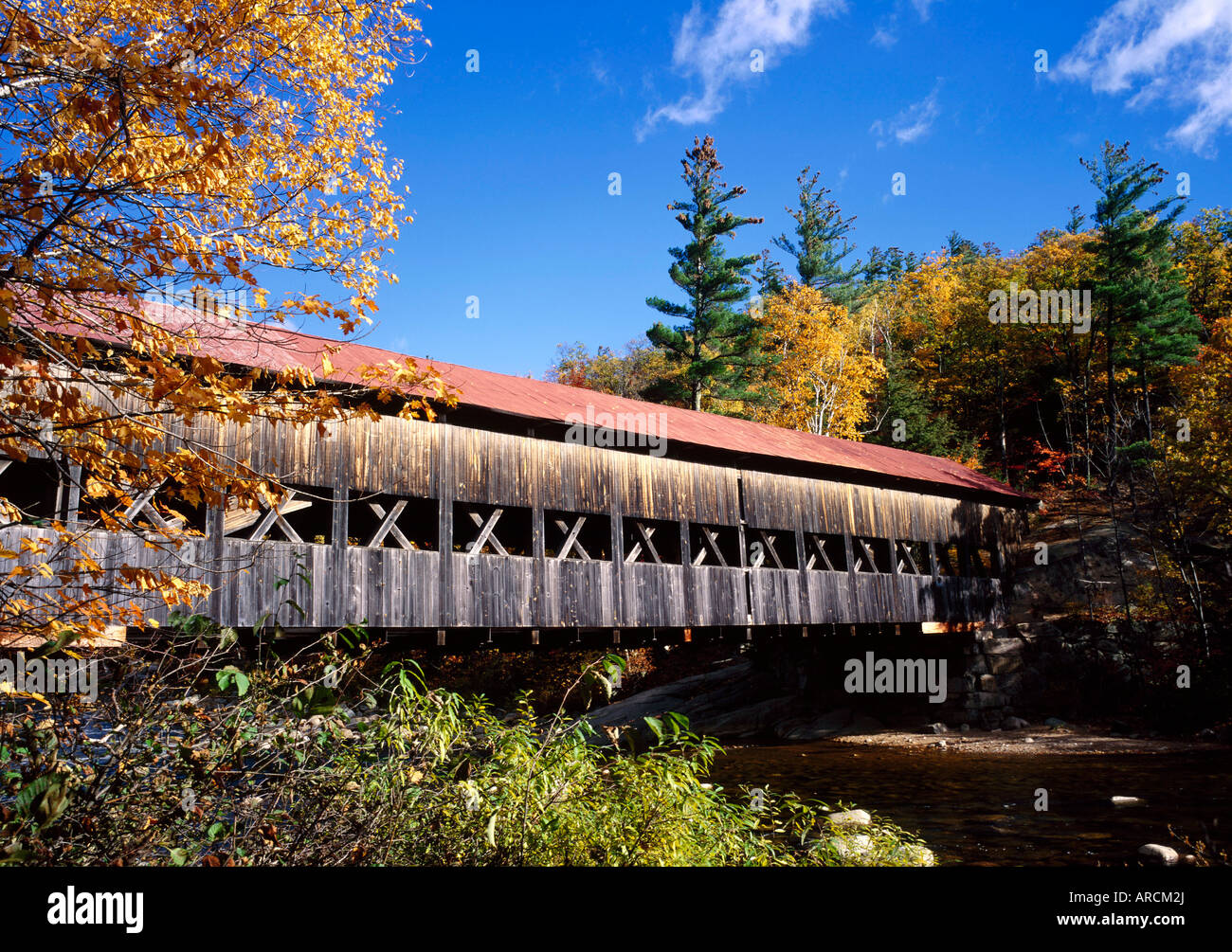Albany covered bridge new hampshire hi-res stock photography and images ...