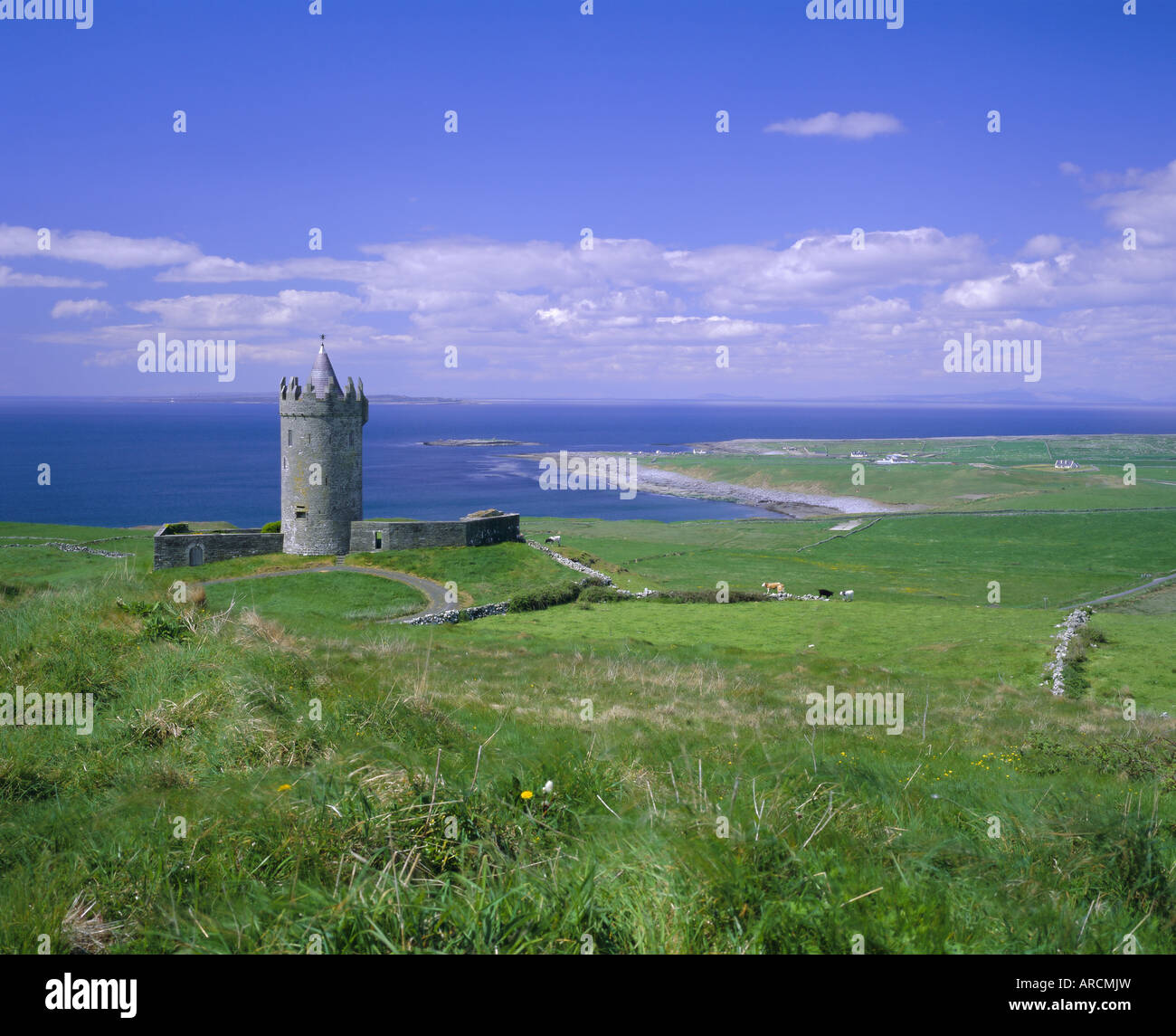 Doolin tower hi-res stock photography and images - Alamy