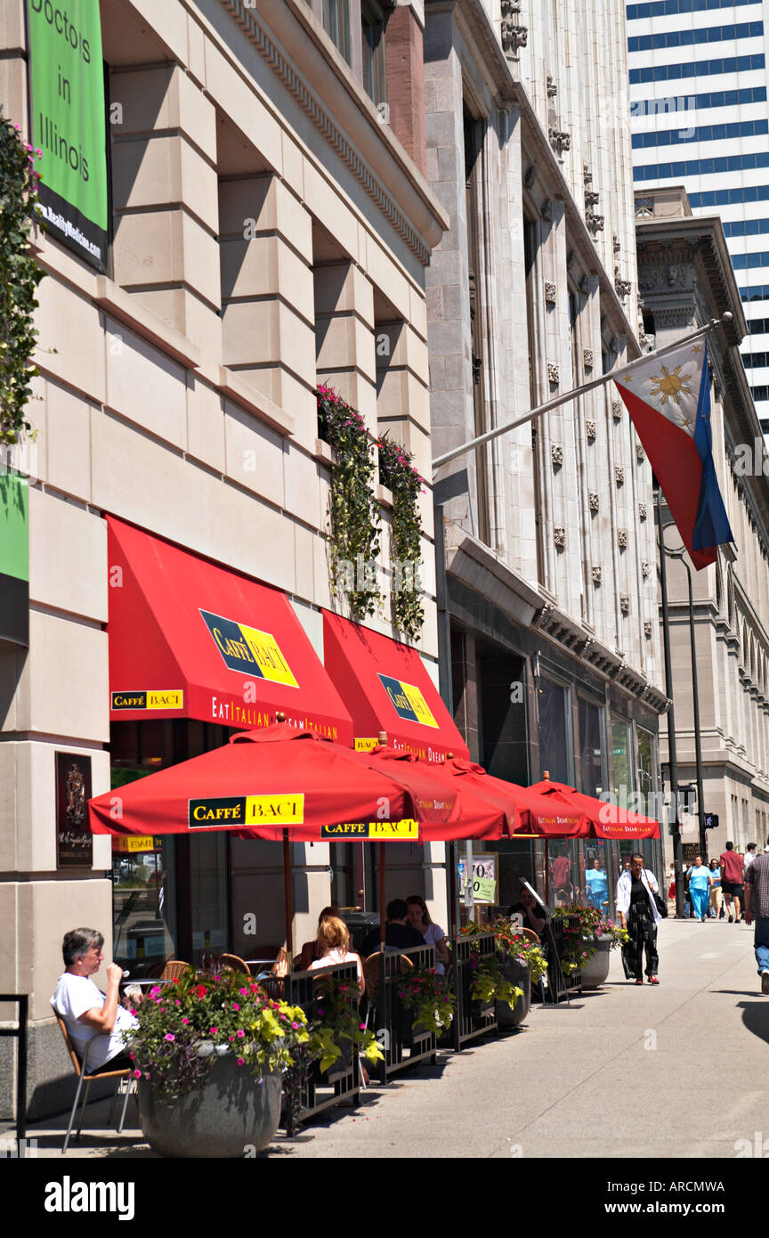 ILLINOIS Chicago People sit at sidewalk tables for Caffe Baci ...