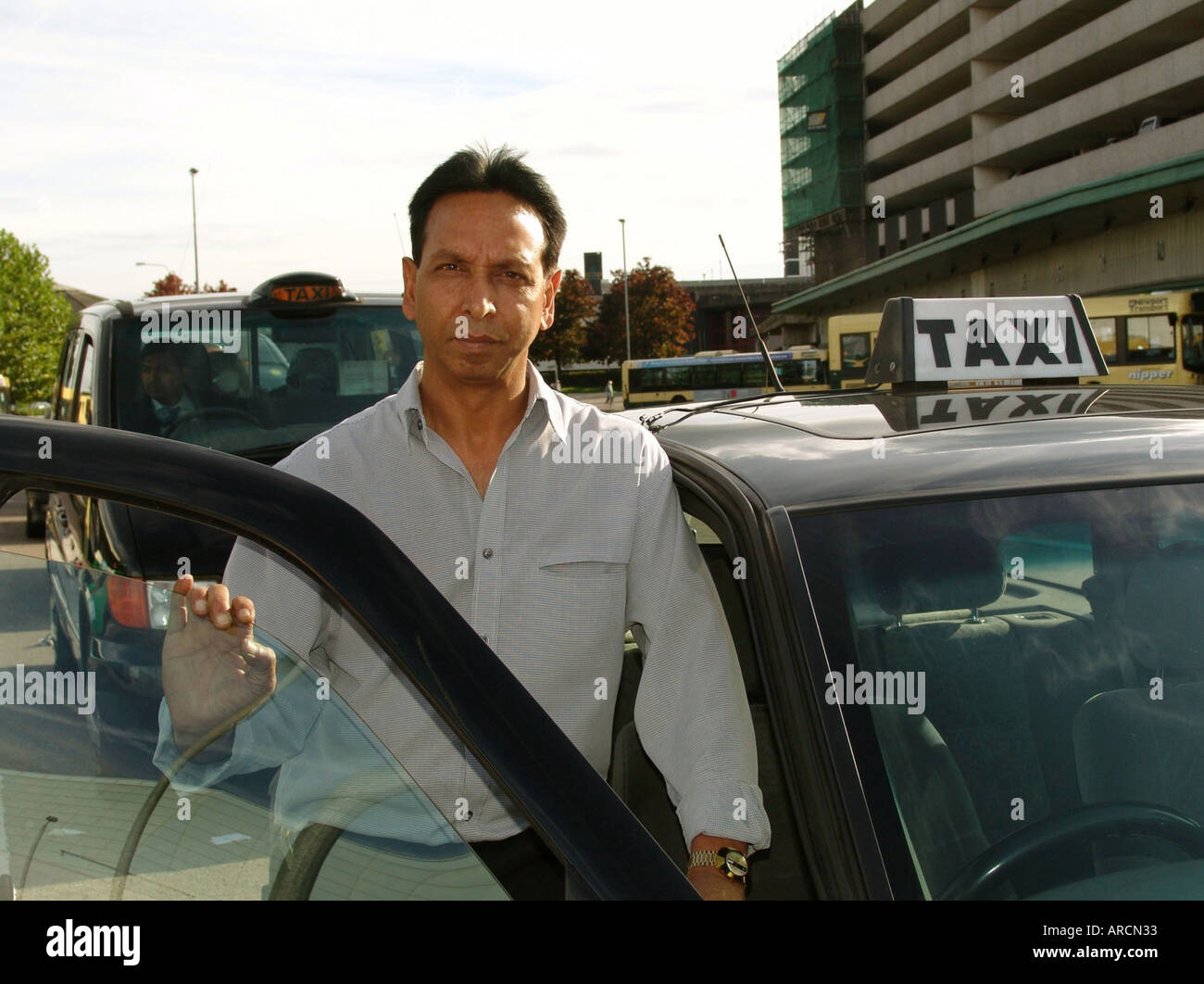 Minicab driver uk hi-res stock photography and images - Alamy