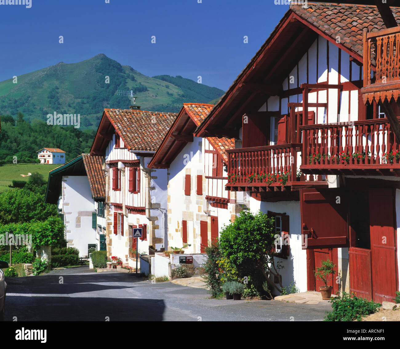 Sare, france hi-res stock photography and images - Alamy