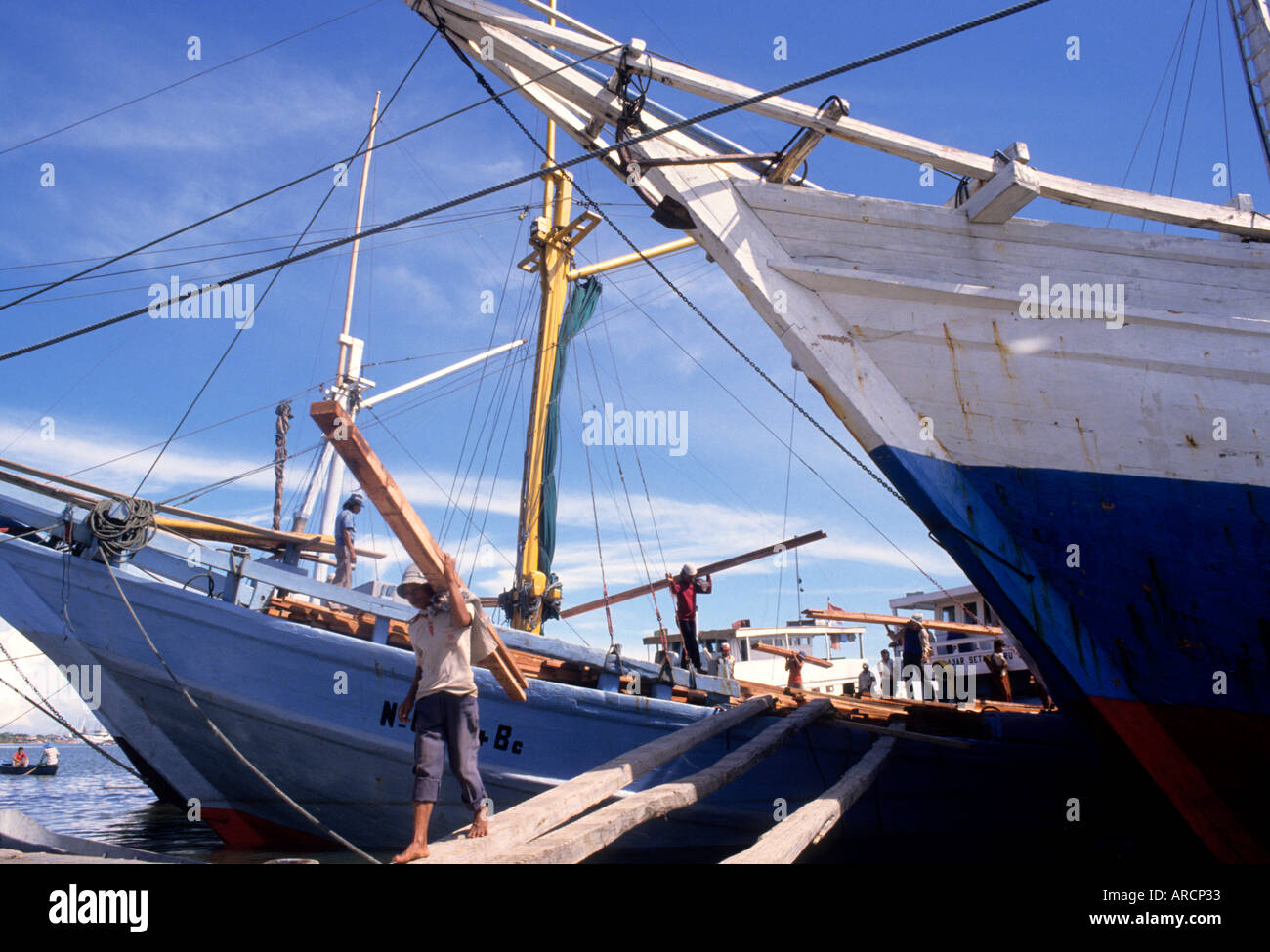 Jakarta fishing boats hi-res stock photography and images - Alamy
