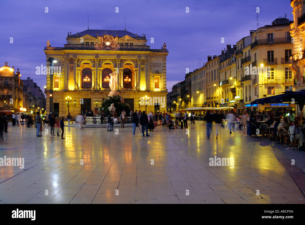 Place de la Comedie, Montpellier, Herault, Languedoc, France, Europe ...
