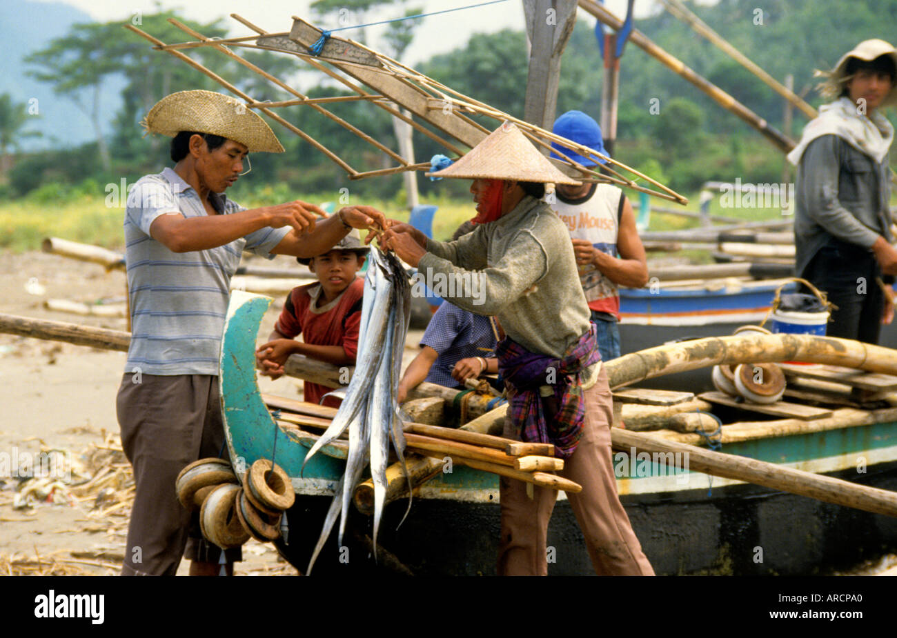 Fisherman Fish Beach Java Indonesia Sailing Boat Stock Photo - Alamy