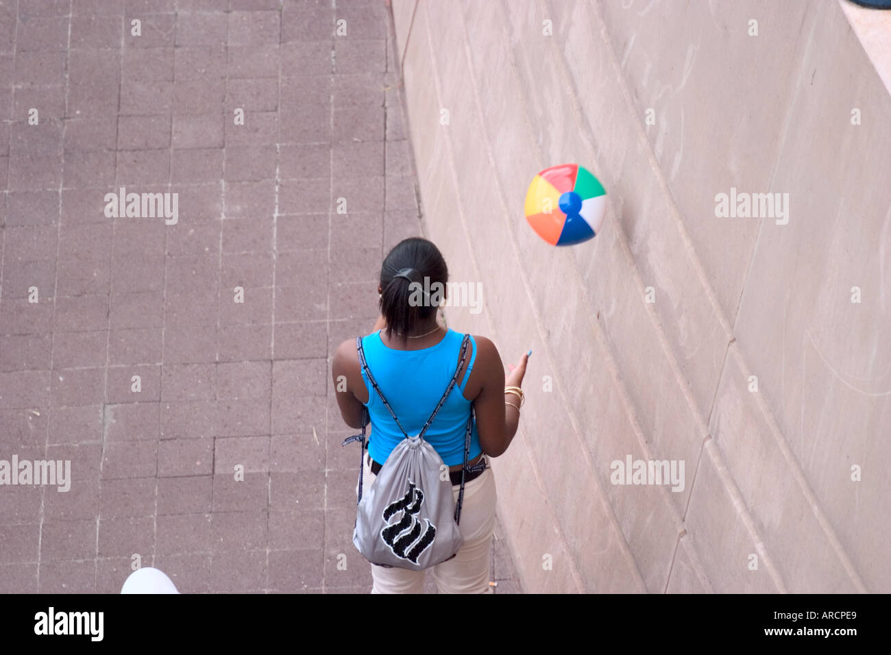 Ball bouncing wall hi-res stock photography and images - Alamy
