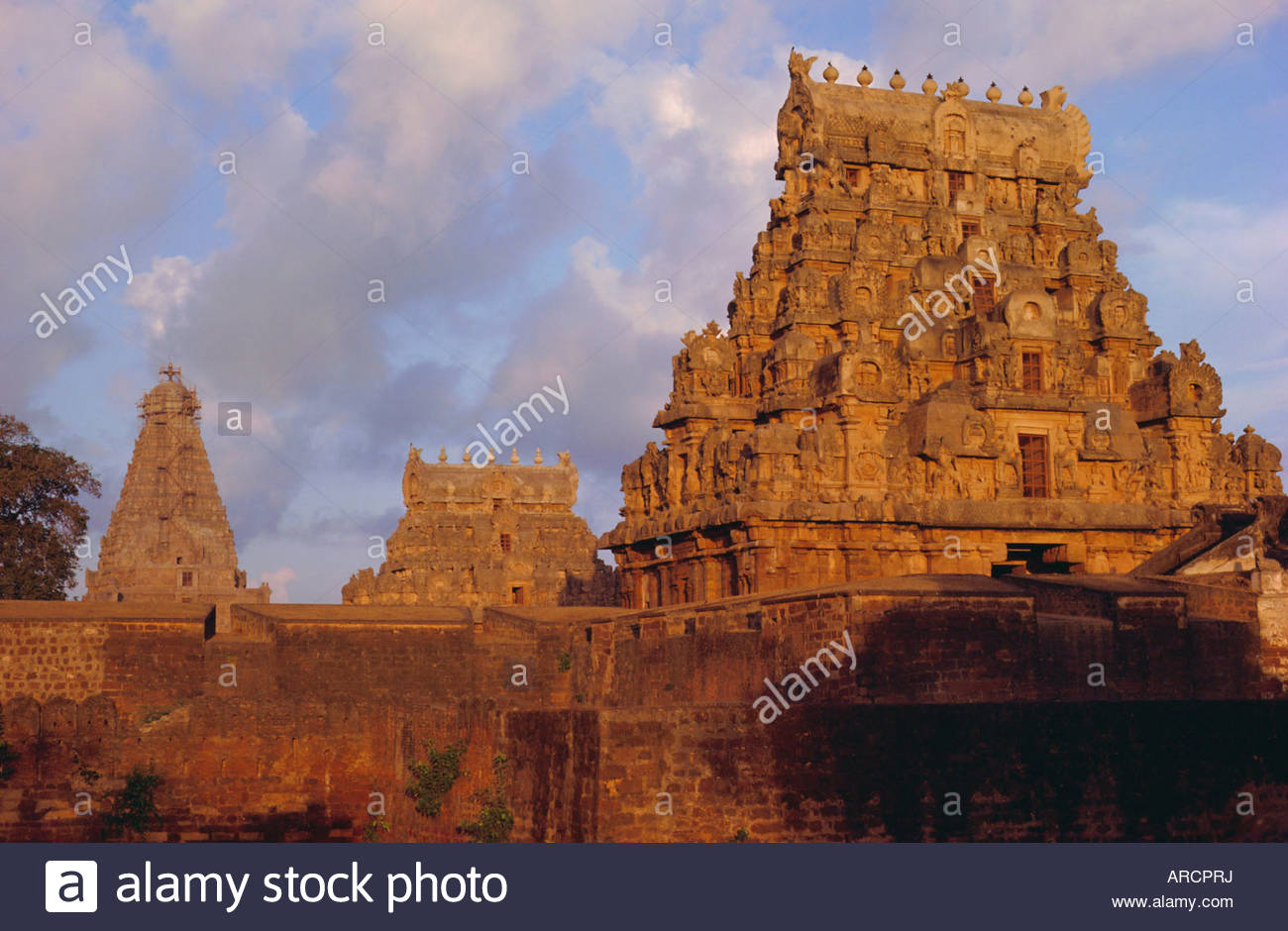 Tanjore Temple Architecture Stock Photos & Tanjore Temple Architecture ...