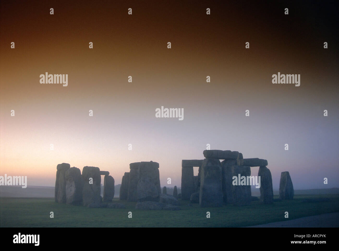 Standing stone circle at sunrise, Stonehenge, Wiltshire, England, UK ...