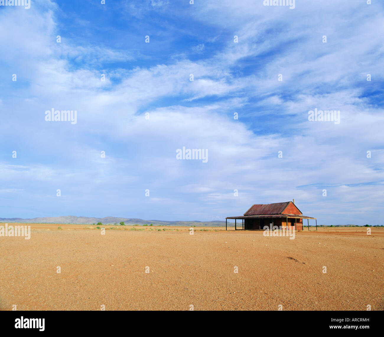 A shack in the Outback, New South Wales, Australia Stock Photo - Alamy