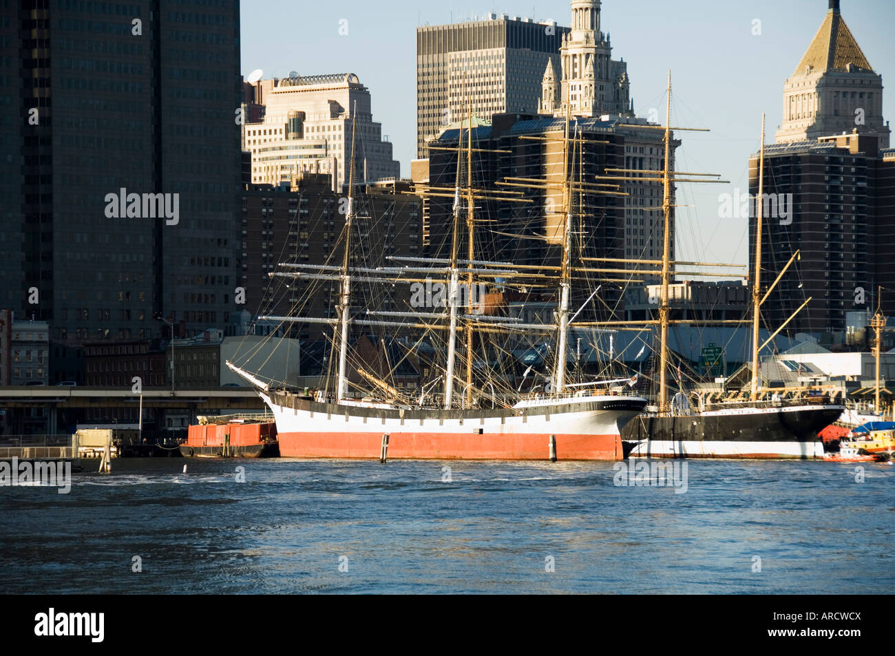 Americas shipyard hi-res stock photography and images - Alamy